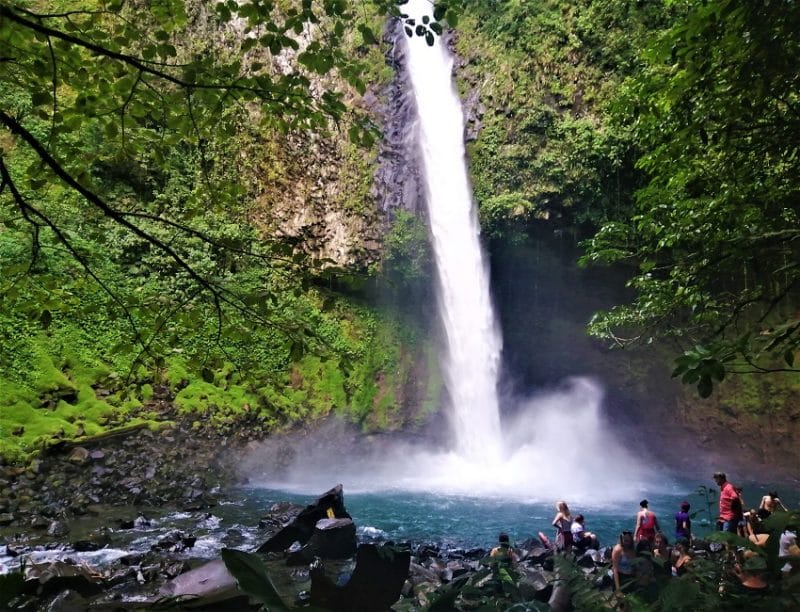 La Fortuna Waterfall is special for those who like hiking
